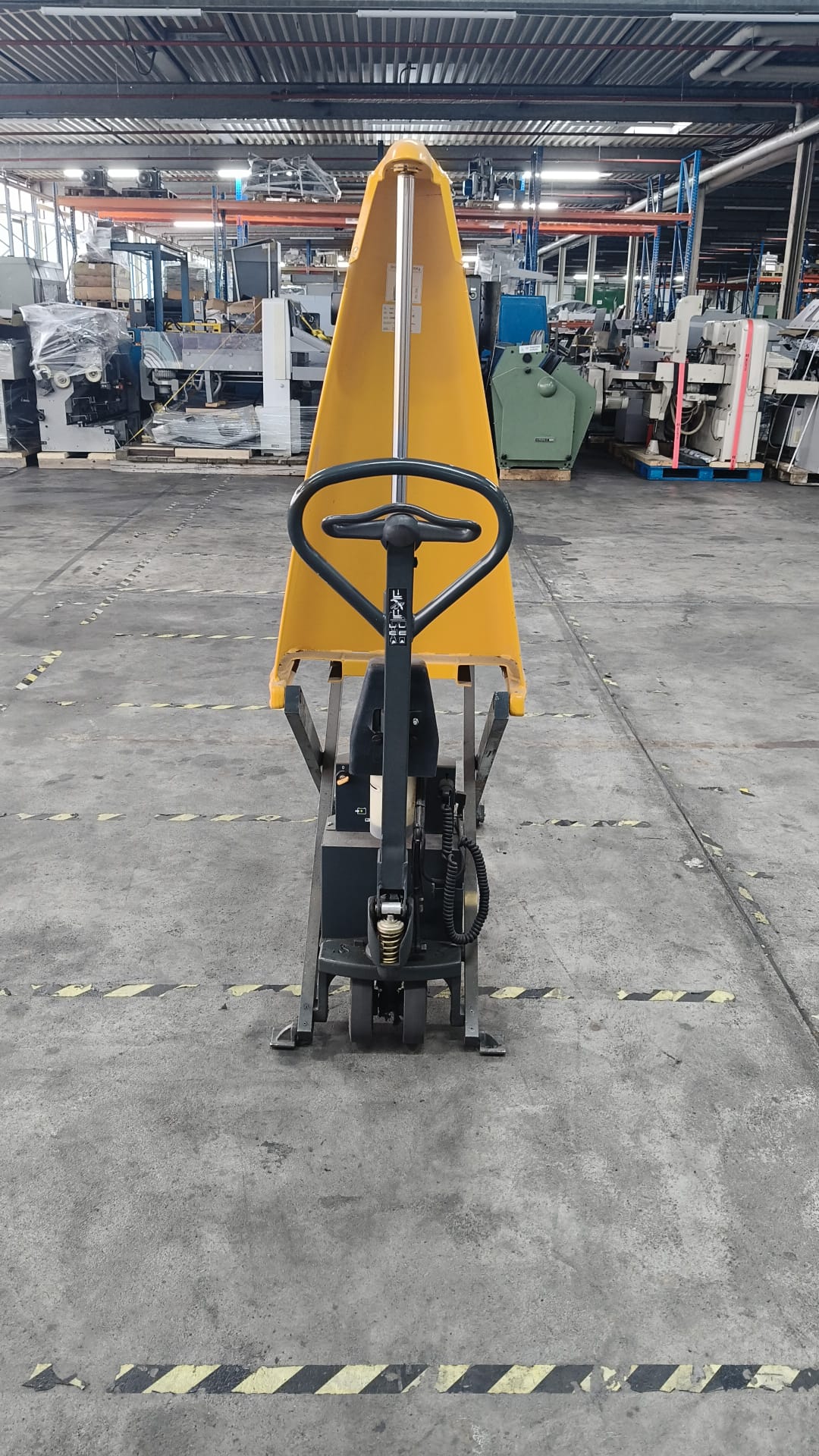 Jungheinrich AMX 10e | AGM Anwar Graphische Maschinen GmbH