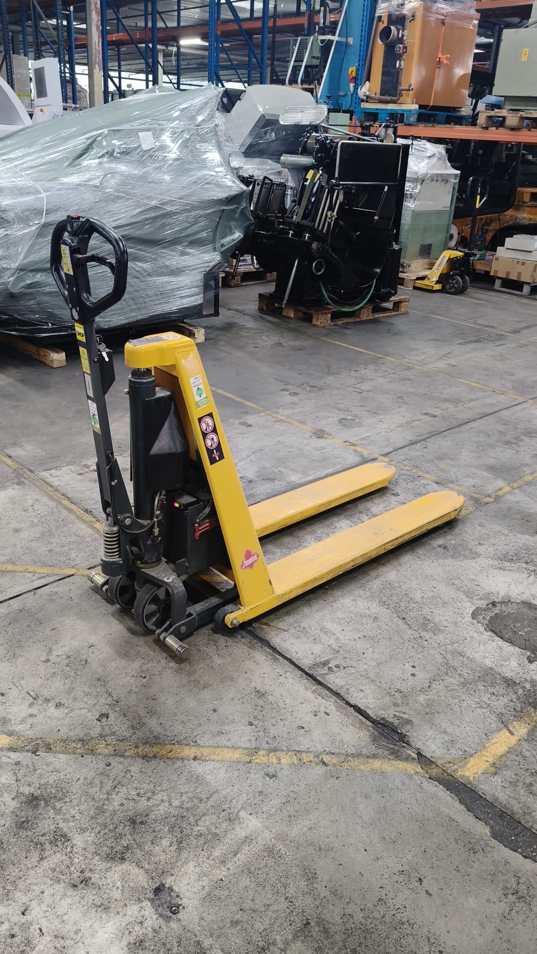 Jungheinrich ACX 10E | AGM Anwar Graphische Maschinen GmbH